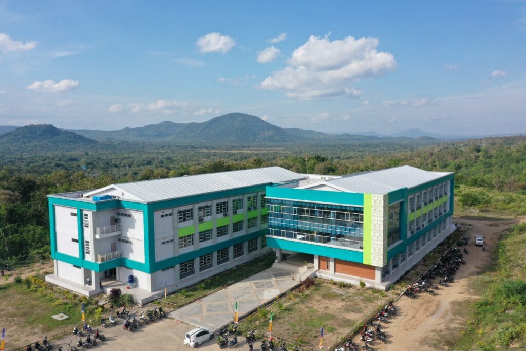 UNIVERSITAS TIMOR – Sapientia et Veritas