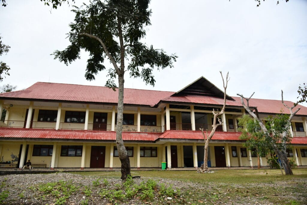 UNIVERSITAS TIMOR – Sapientia et Veritas